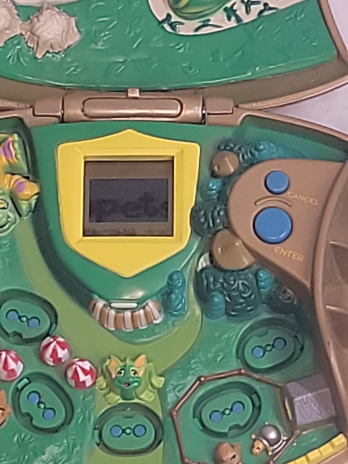 NEOPETS VIRTUAL ELECTRONIC LCD GAME 2003 HASBRO GOLD POCKET HANDHELD 1 ...