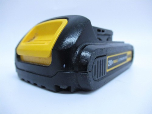 DeWALT DCB207 20v Lithium-Ion 1.3Ah Battery GP3101032 | eBay