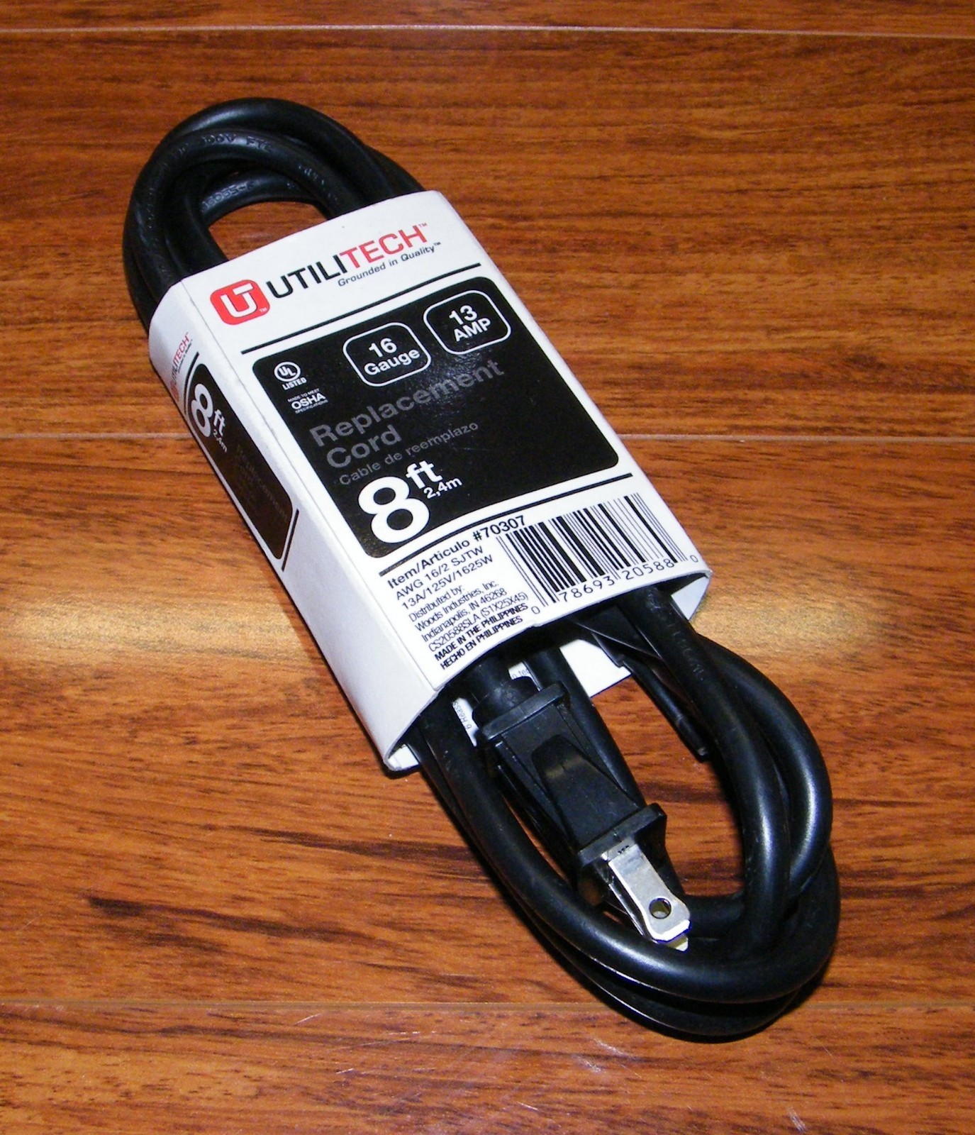 Utilitech 16 Gauge 13 Amp 8 ft. 2-Wire/2-Prong Polarized Plug ...