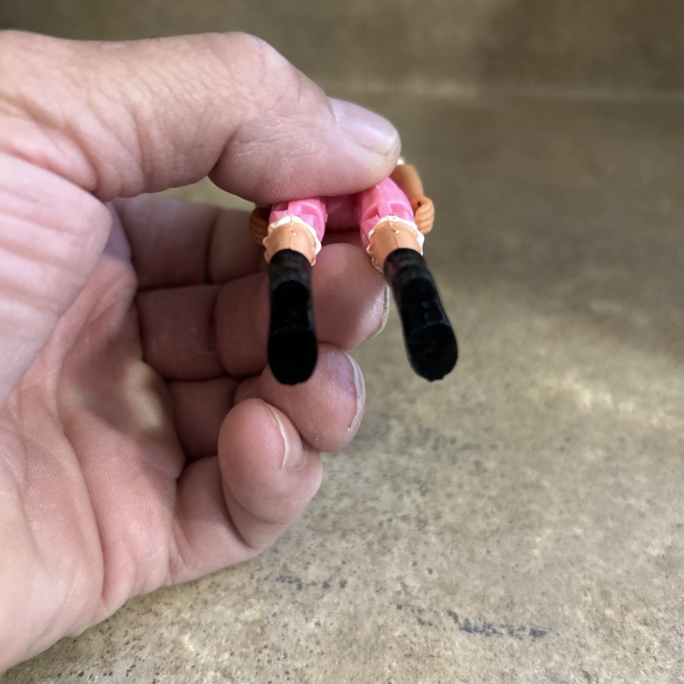 Rare Vintage MASH Klinger Pink Outfit Drag 1982 Action Figure 3.75 Inch ...