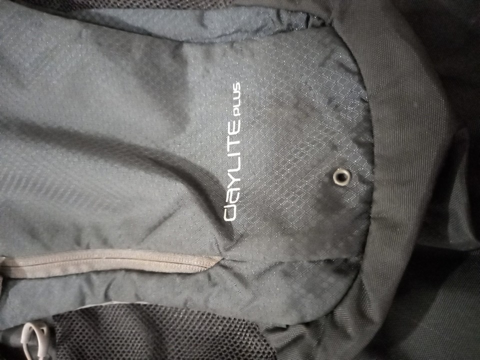 Osprey Daylit Day 25L Lightweight Backpack Camping Hiking Fishing | eBay UK