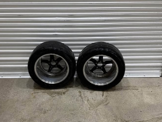 Weld Racing Rear Wheels w/ 315/40R18 Drag Radials – 5x120 – Camaro SS ...