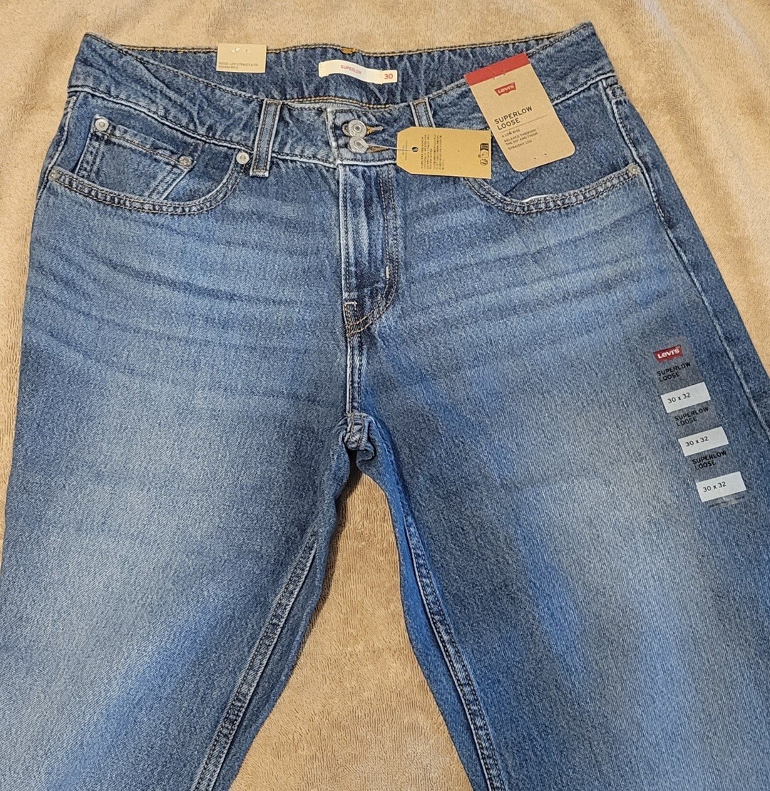 Levi's Women's Superlow Loose Fit Jeans Blue Wash Size 30x32 Jeans ...