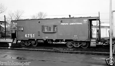 Penn Central (PC) Caboose #4751 Black & White Print | eBay