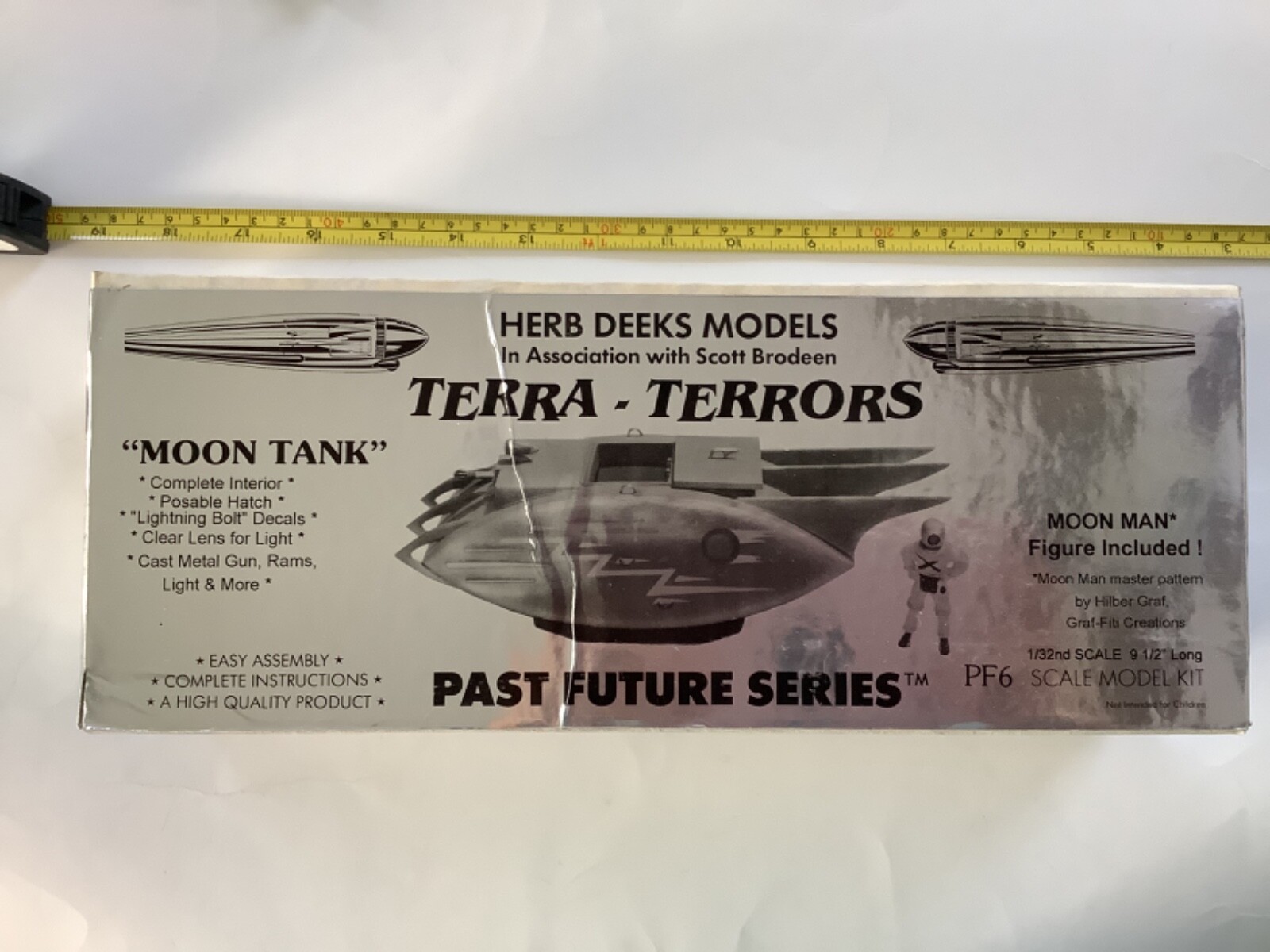TERRA TERRORS MOON TANK w/MOON MAN 1/32 SCALE MODEL KIT SEALED Herb ...