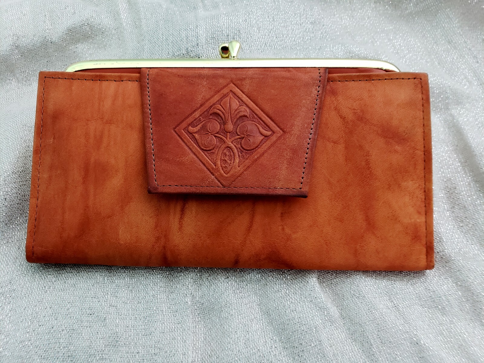 Vintage Amity Cowhide Orange / Rust Color Leather Wal… - Gem
