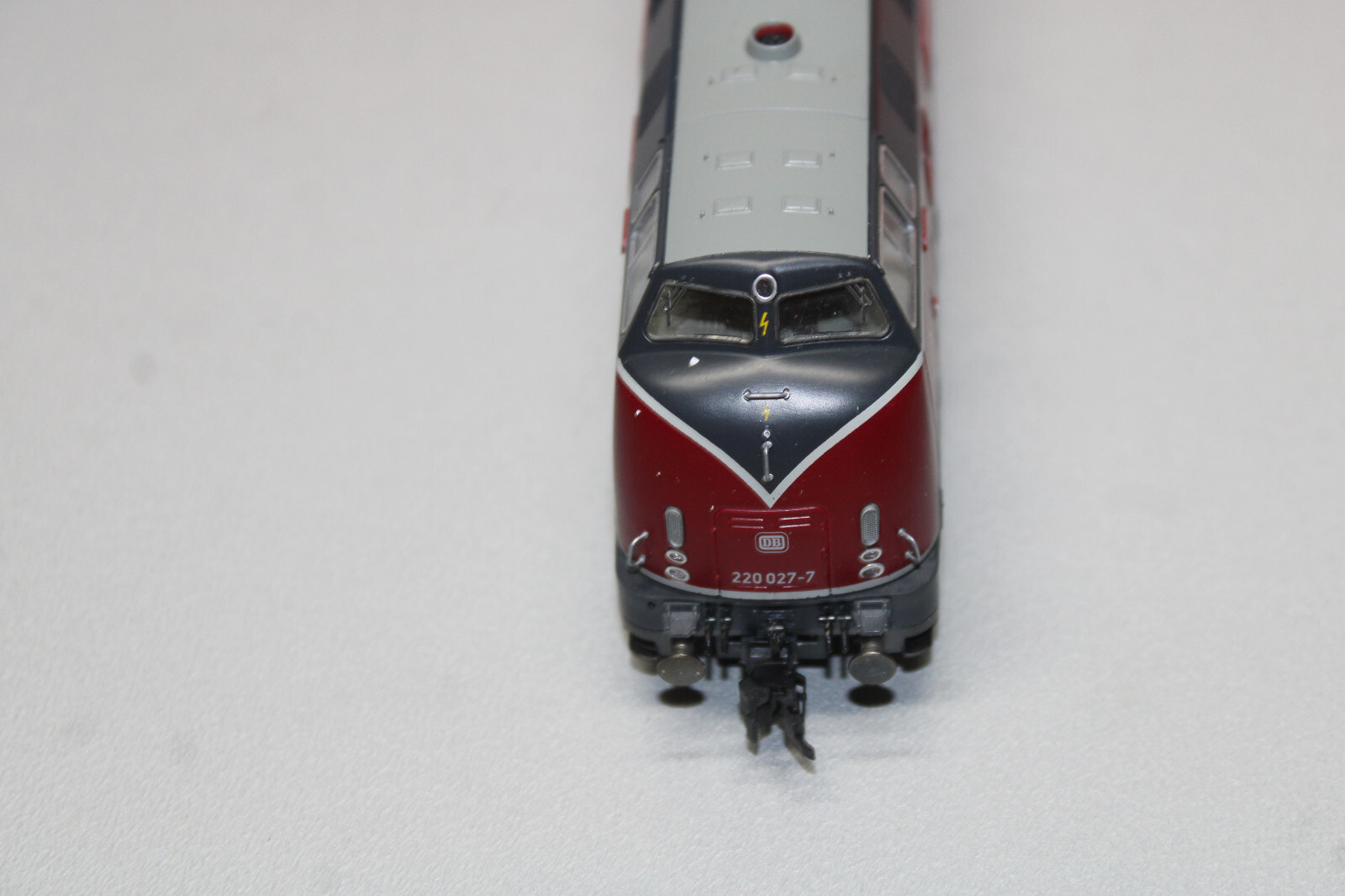 Roco 43523 Diesel Locomotive Series 220 027-7 DB Gauge H0 OVP | eBay