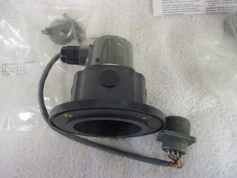 NIB Reliance Electric Encoder 607980-70B H2310240032XX17 | eBay