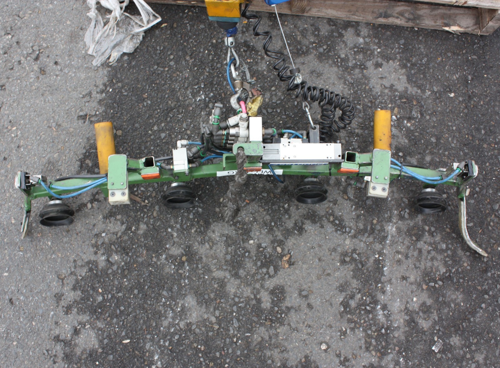 Pneumatic Vacuum suction manual handling Lifting frame jig Air balance ...