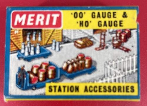 MERIT RAILWAY STATION ACCESSORIES 5034 Fogman Hut Brazier 00 & HO GAUGE ...