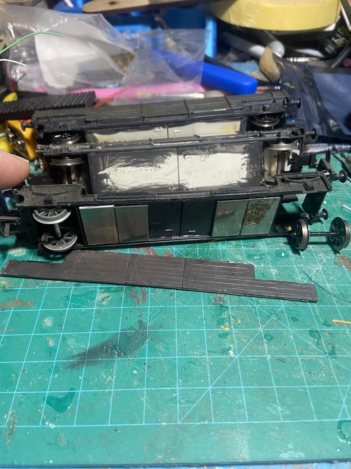 Taunton Concrete Wagon (ex-GW Sleeper) kit built Cambrian C29, Spares ...