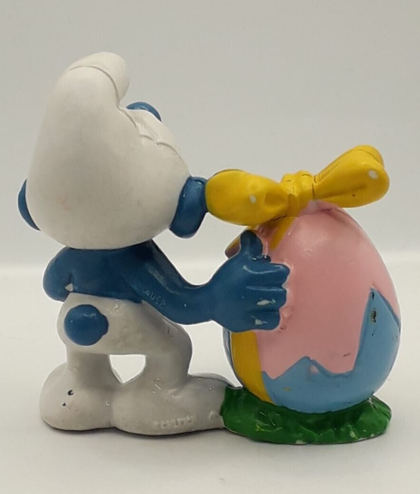 Figurine Schleich Schtroumpf - Schtroumpf Avec Gros Oeuf (jaune) | eBay