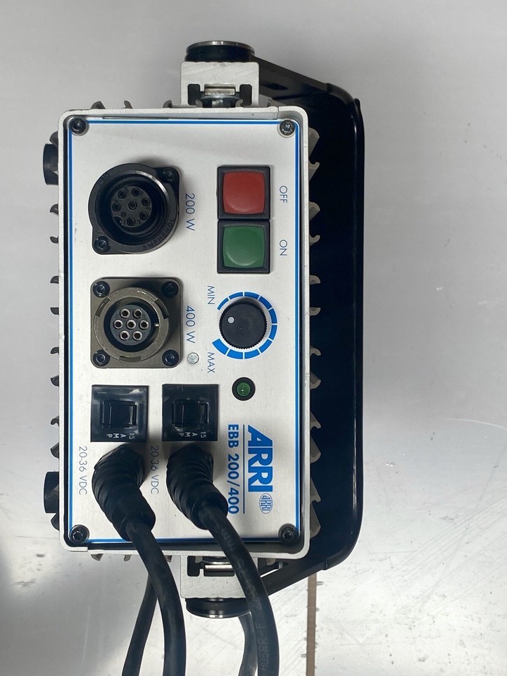 ARRI POCKET PAR 400W HMI LIGHT KIT Case / Dimmable / Spot-Flood ...
