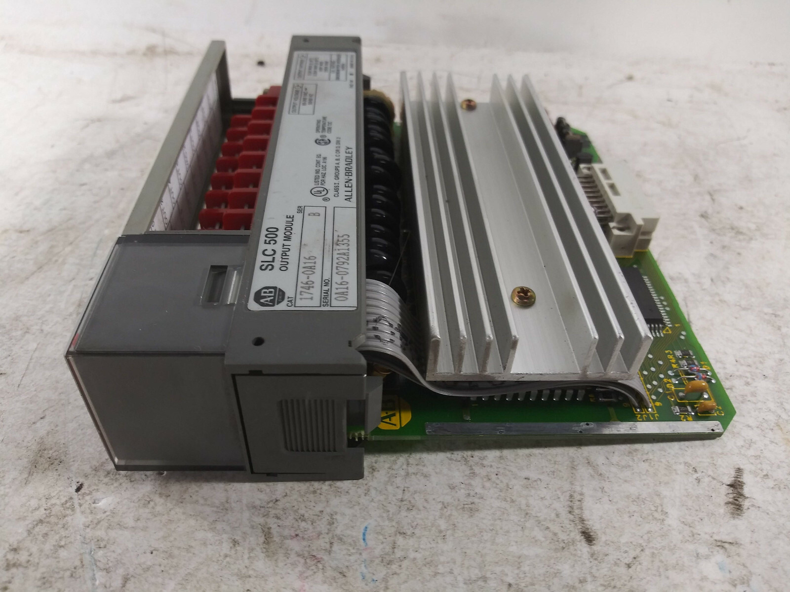 1 USED ALLEN-BRADLEY 1746-OA16 SER. B OUTPUT MODULE ***MAKE OFFER*** | eBay