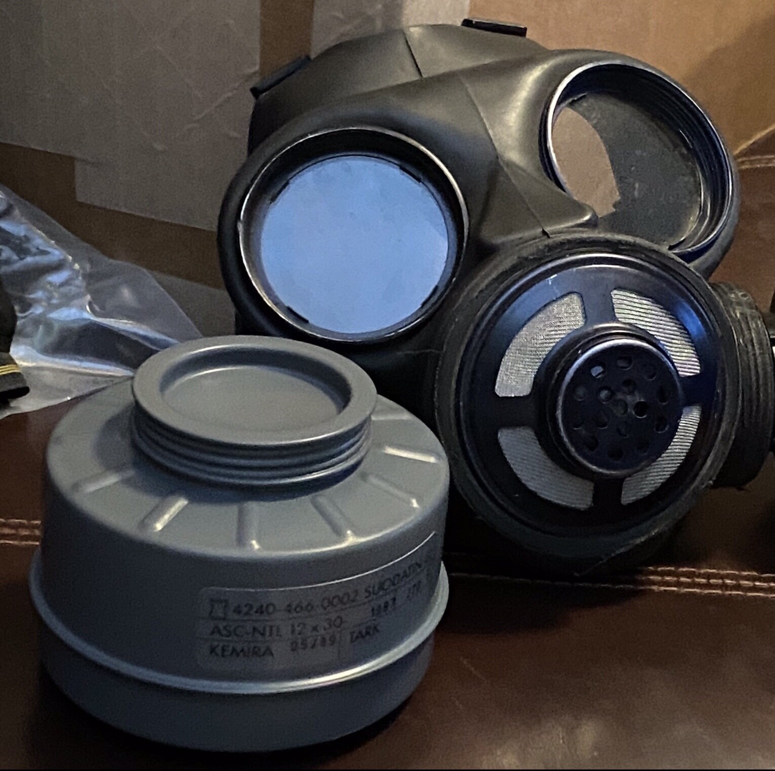 ** CANADIAN MILITARY GAS MASK VINTAGE | eBay