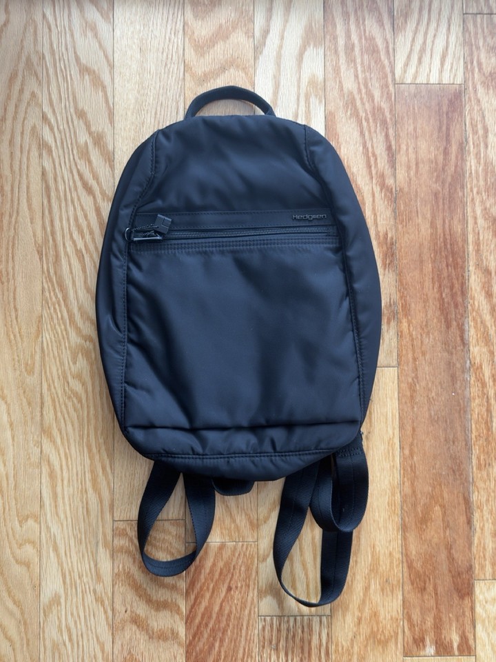 Hedgren Small Backpack Black Super Cute Great Condition | eBay
