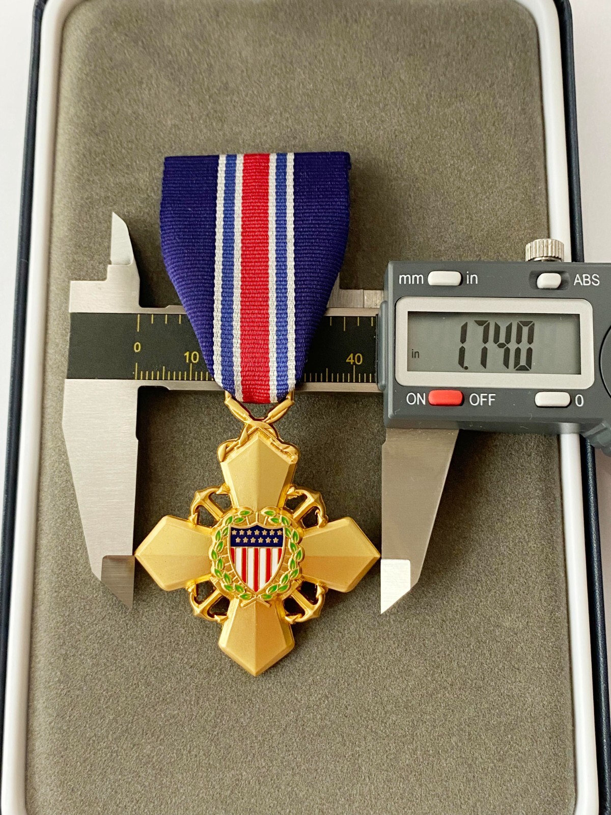 Cased U.S. USA Coast Guard Cross Order Badge Medal Ribbon bar lapel pin ...