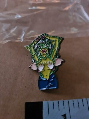 Gremlins Sexy Female Gremlin Metal & GIZMO Enamel Pin Badge 80s Movie ...
