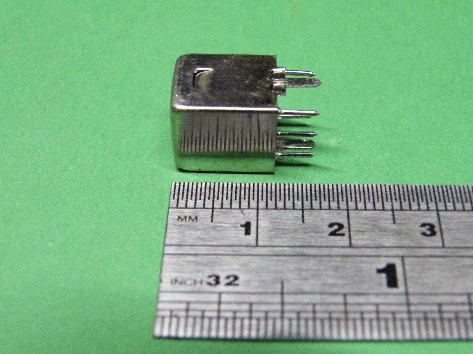 Toko 10EZ RF COIL EZ-11100 YHCS11100AC2 Base 26 CW21b | eBay