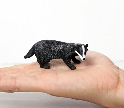 Badger Animal Toy PVC Action Figure Kids Toys Party Gifts | eBay
