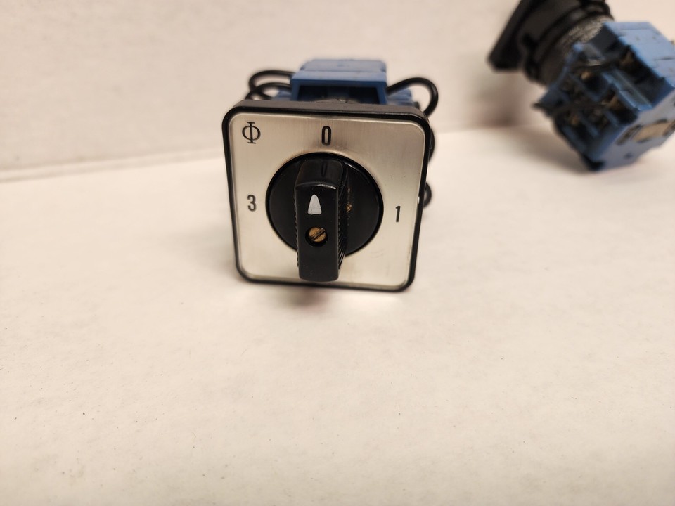 Kraus & Naimer CF10 VDE 0660-107 Rotary panel Switch 20 A, 660 v | eBay