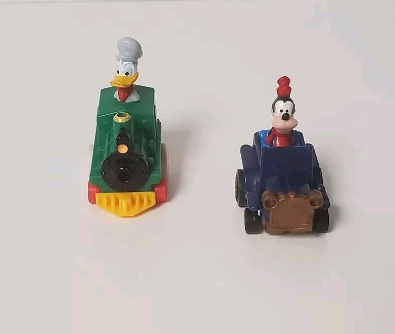 1988 Disney Donald Duck & Goofy Pull Back Train Car Engine McDonalds ...
