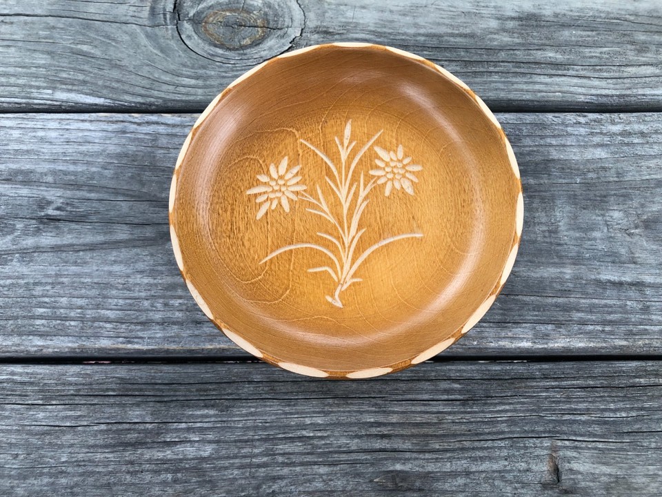 Walter Stahli Hand Carved Wooden Music Box Swiss Movement Edelweiss ...