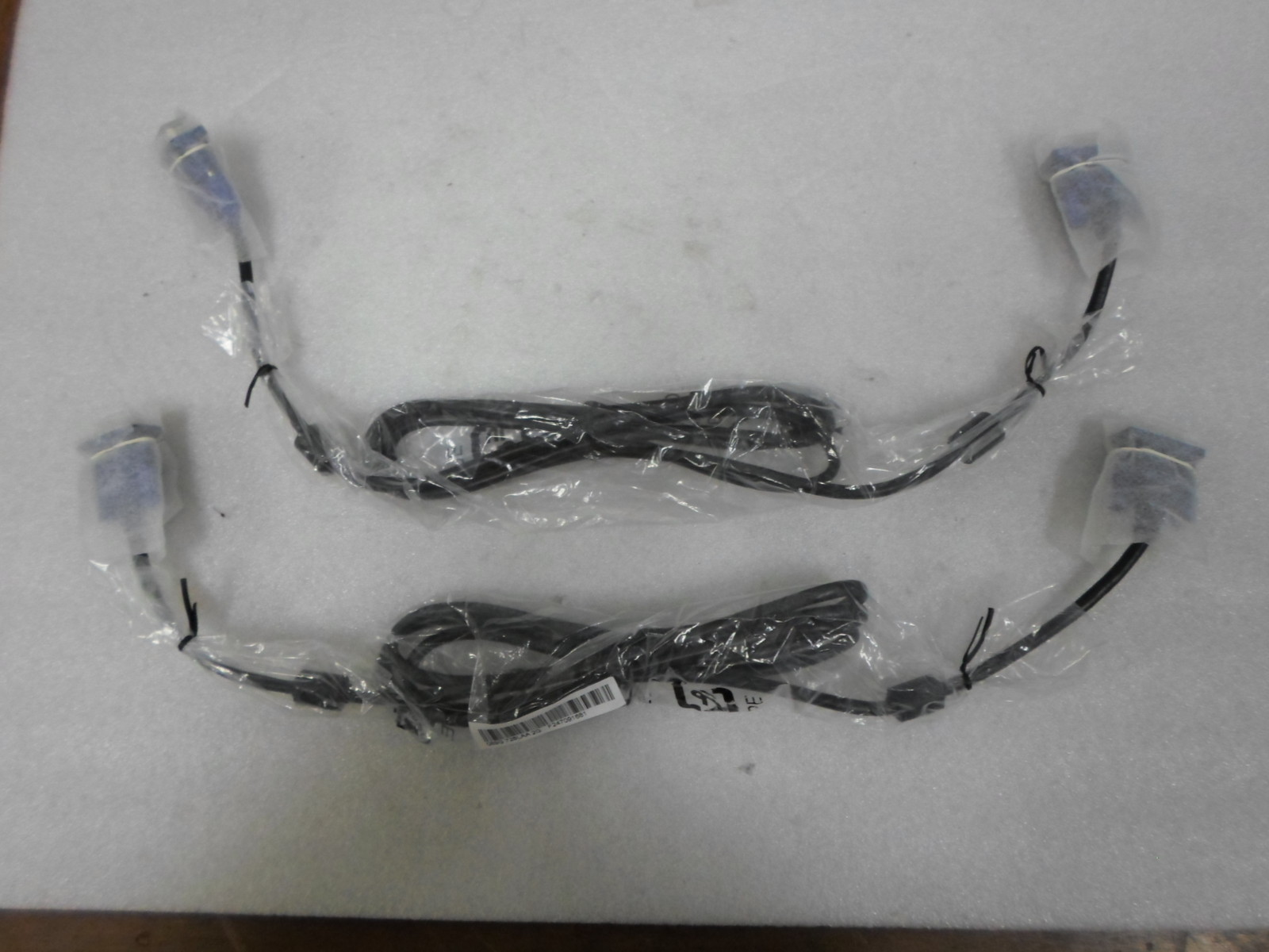 HOTRON E246588 15-PIN MALE TO MALE VGA CABLE LOT OF 2 | eBay