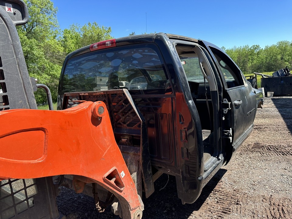 03 04 05 06 Dodge Ram 2500 Quad Cab truck cab shell assembly Complete ...