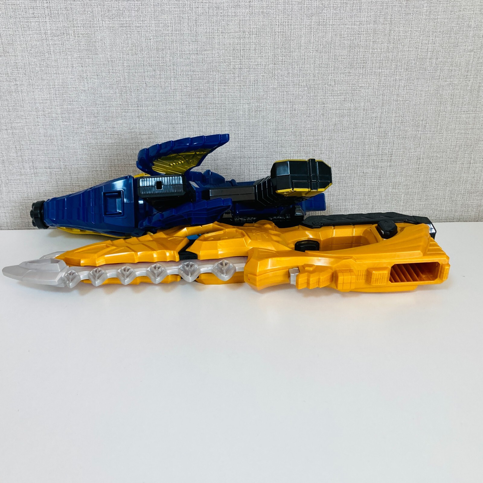 BANDAI DX Power Rangers Dino Fury Super Sentai Ryusoulger Mosa Changer ...