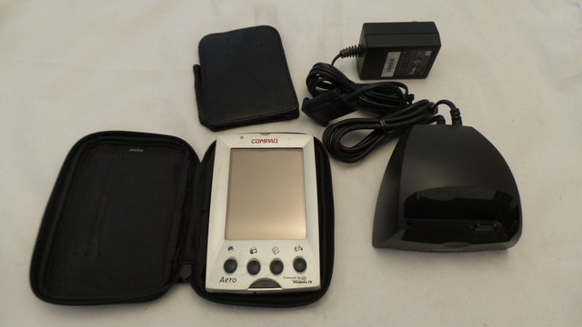Retro Compaq Aero 2100 Series Handheld Pocket PC - for parts for sale ...