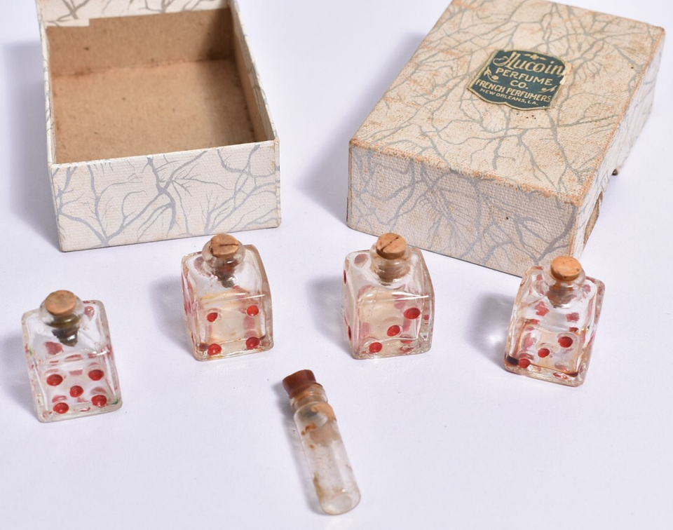 Vintage Aucoin 4 dice perfume bottles in box w cork & small vial ...