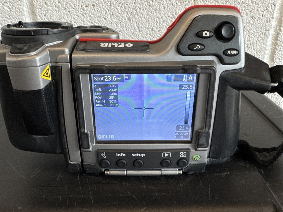 Flir T200 Thermal Imager Infrared Camera with Case and Charger | eBay
