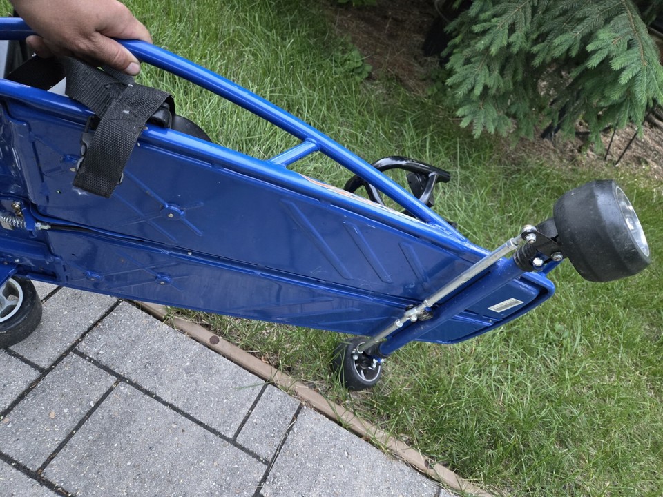 Razor Ground Force Drifter Kart - Blue - Electric Go Kart, not running ...