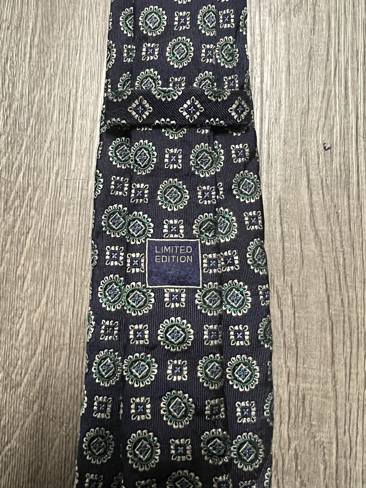 DANIEL CREMIEUX SIGNATURE COLLECTION TIE LIMITED EDIT… - Gem