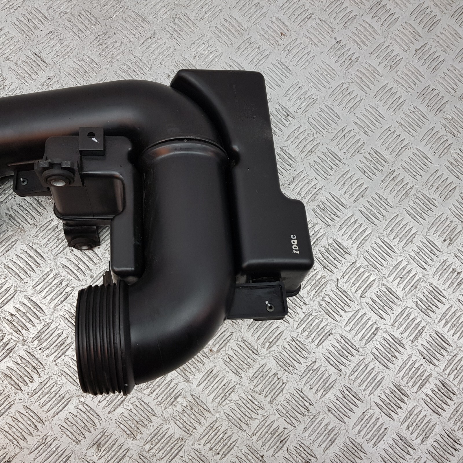 Hyundai I40 2013 Air Intake Pipe Tube Resonator 282203Z300 Amd26390 for ...