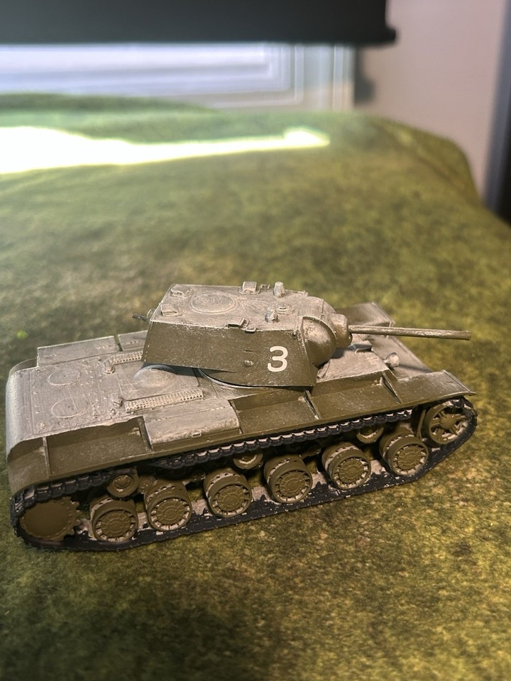 Bolt Action Miniatures 28mm USSR Soviet Command Team And Two tanks | eBay