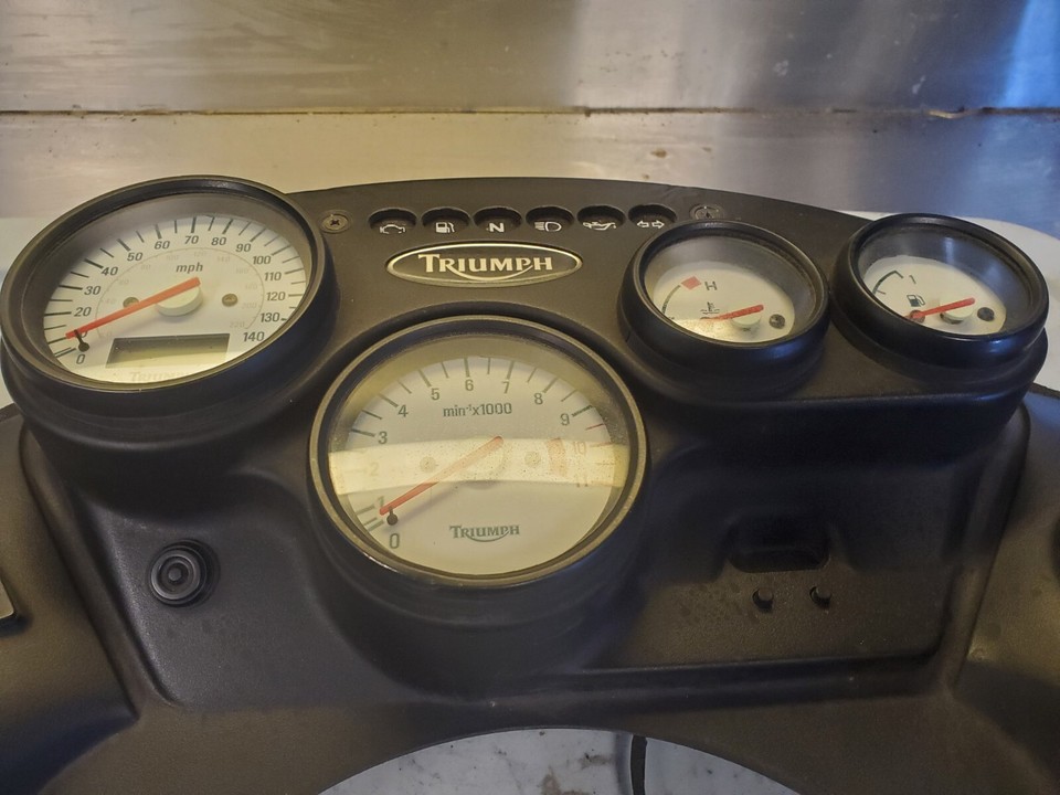 01 - 06 Triumph Tiger 955i gauges instrument cluster | eBay