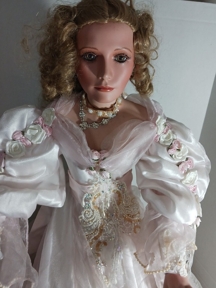 Huge 1999 Rustie Porcelain Doll 0654 of 2000 Pretty Blond Doll Pls Read ...