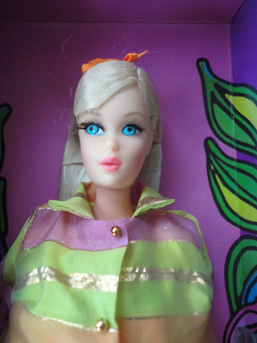 Barbie dressed doll ~ All That Jazz outfit 1968 Reproduction 2005 Gold ...