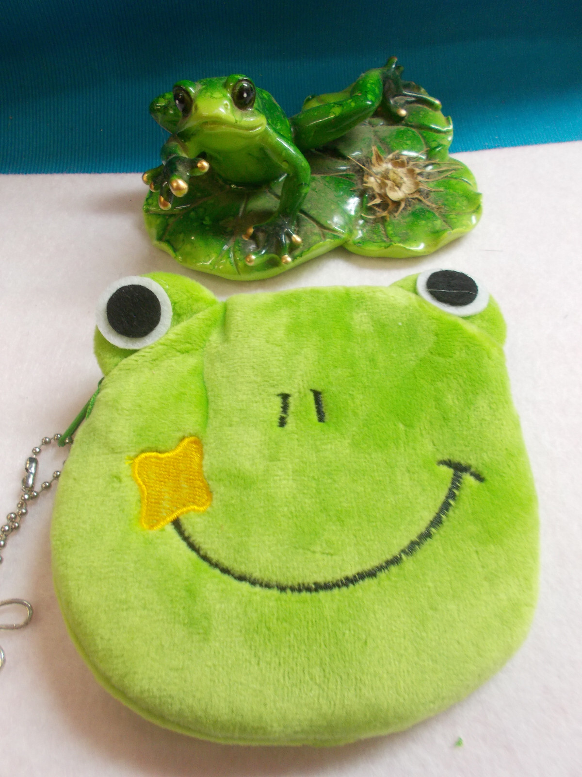 CUTE FROG COIN PURSE WITH CHARM - VELOUR WITH ZIPPER - 10 x 10 cm NEW ...