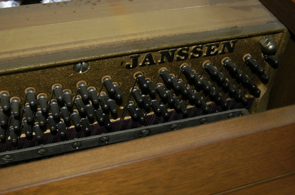 Vintage Janssen 170701 Upright Piano | eBay