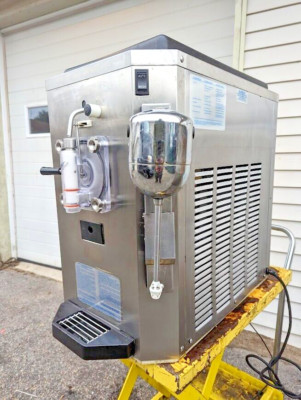 Frozen Drink & Slush Machines - Taylor 430-12 Frozen