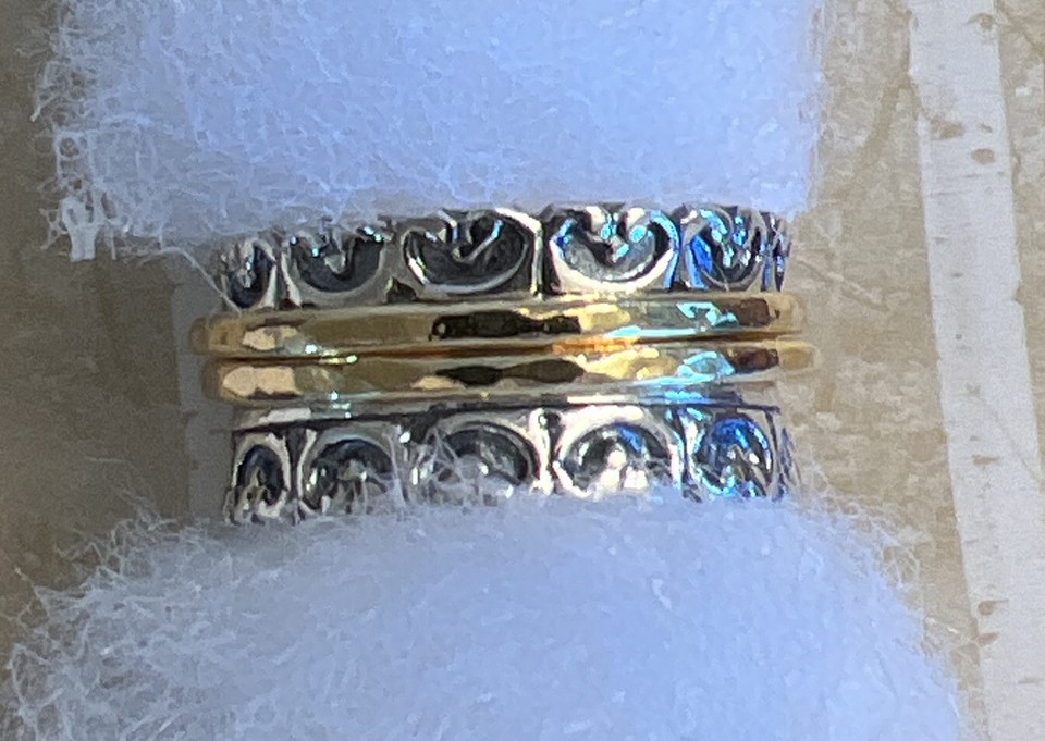 NWT Sundance Catalog Silver Gold “Heart To Heart Ring” Spinner Size 8 ...