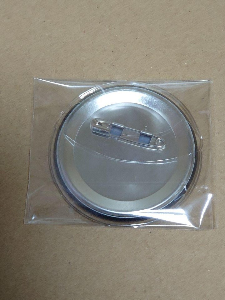 Attack On Titan Ichibankuji Gavsvva Eren Jager Can Badge | eBay