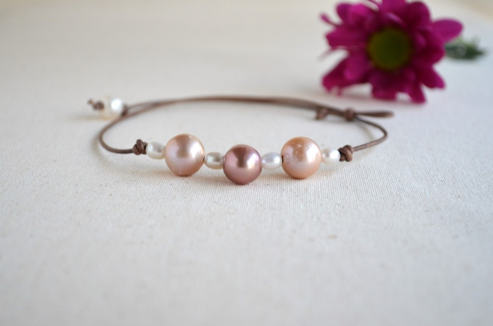 Large Edison Pearl Leather Necklace Mauve Pink Freshwater Pearls ...
