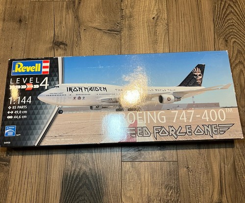 Revell 03780 Iron Maiden Boeing 747-400 "Ed Force One" - 1:144 model ...
