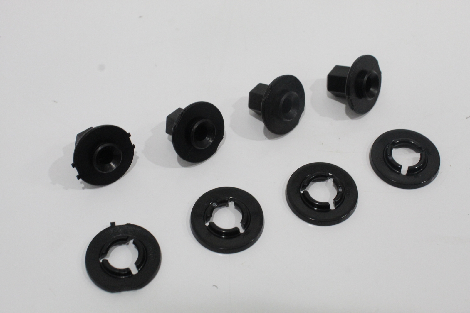 Audi A5 Cabriolet F5 B9 Undertray Trim Retaining Nut Clip Peg x4 New ...