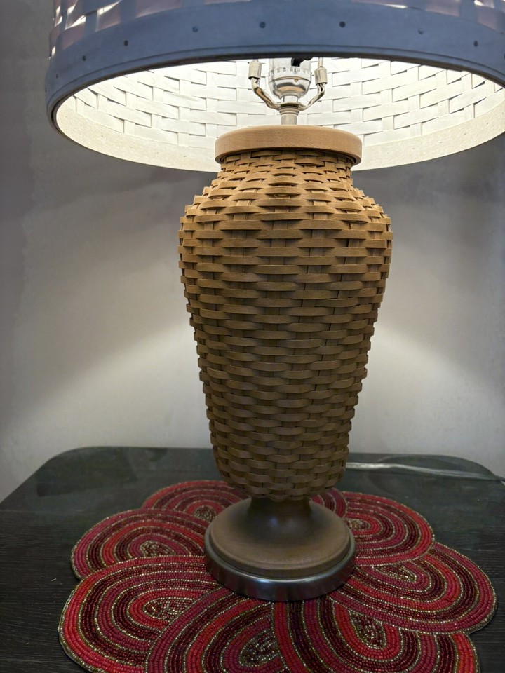 Longaberger Hostess Woven Table Lamp W/ Dresden And Company Woven Lamp ...
