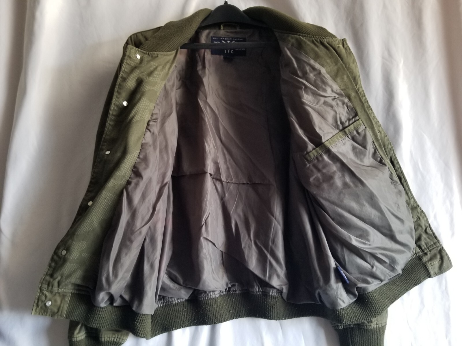 TRIPLE FAT GOOSE TYPE-M87 STOCK #A0001-823-1258 BLACK CAMO JACKET SIZE ...